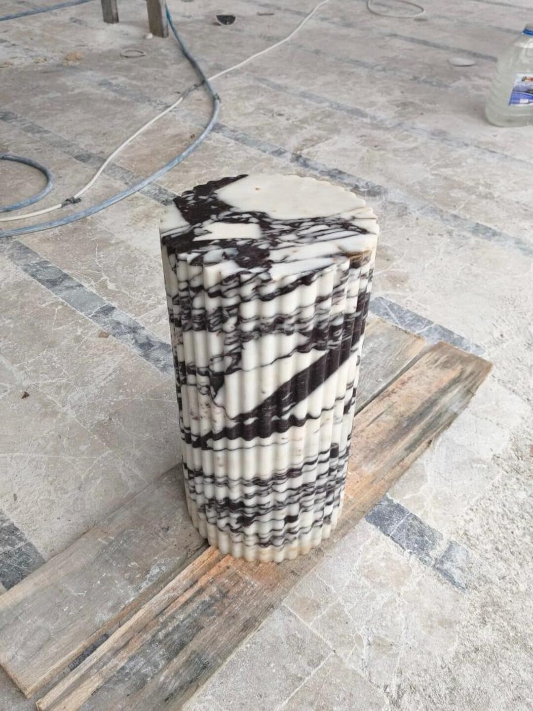 Calacatta Viola Marble Plinth Coffee Table , Viola Marble Coffee Table ...