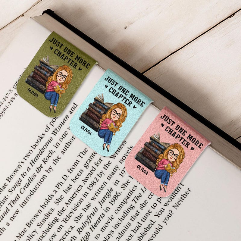 Chapter Book Magnet - Etsy