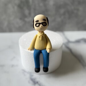 Personalized Fondant Cake Topper: Custom Cake Model - Etsy