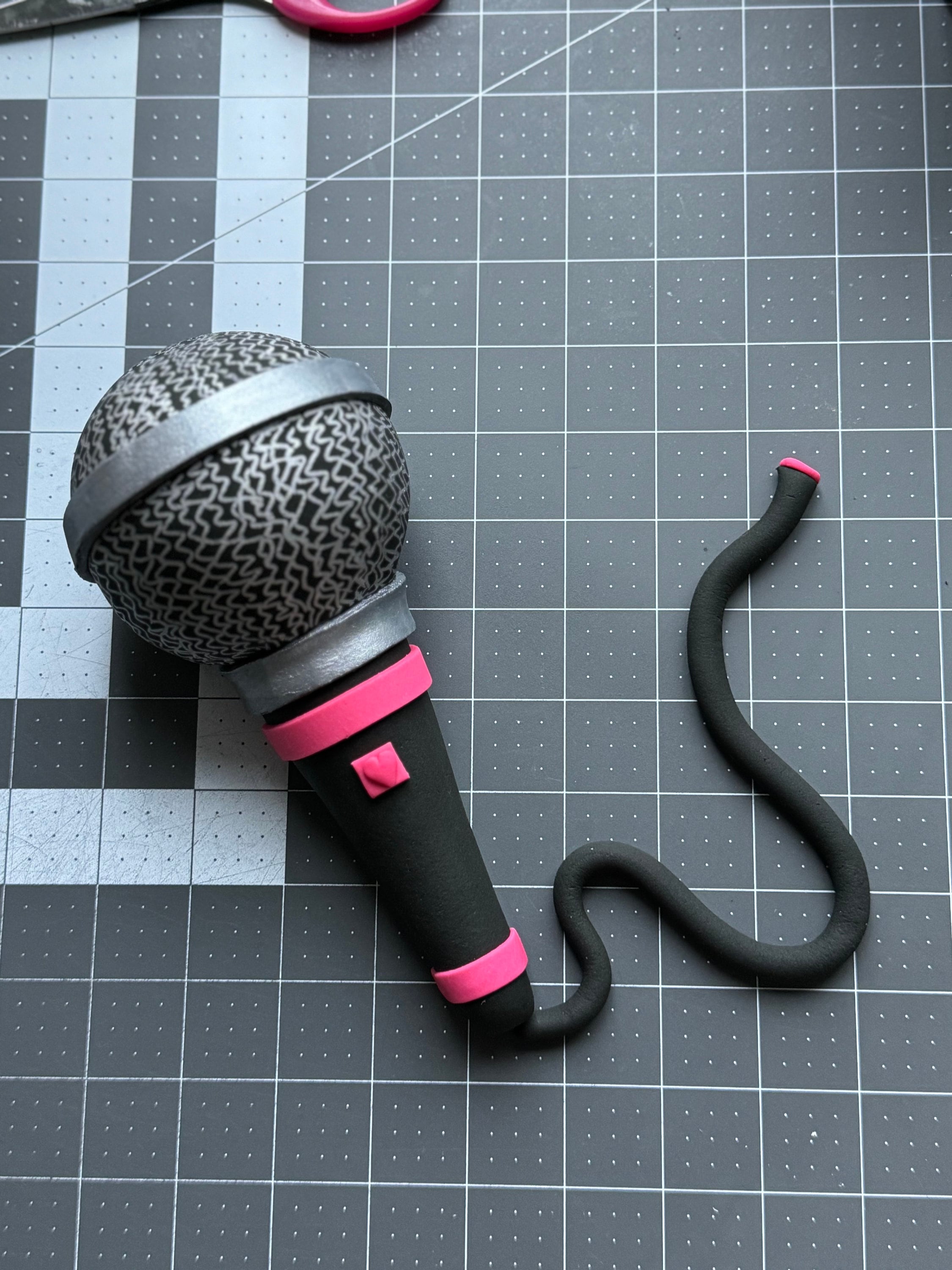 Fondant Microphone Cake Topper , Music Cake Decoration, Party ...