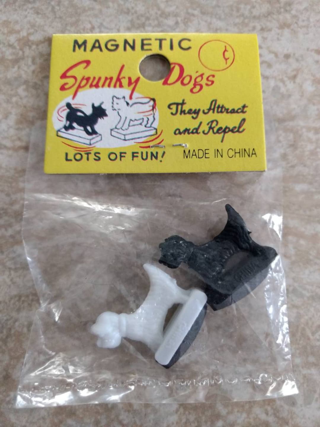 Magnetic SPUNKY SCOTTIES Retro Dimestore Novelty Toy / Miniature ...