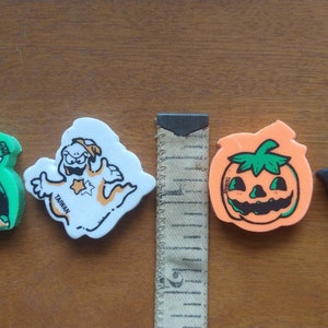 8pc HALLOWEEN Themed Vintage Erasers / New Old Stock / Vampire, Ghost ...