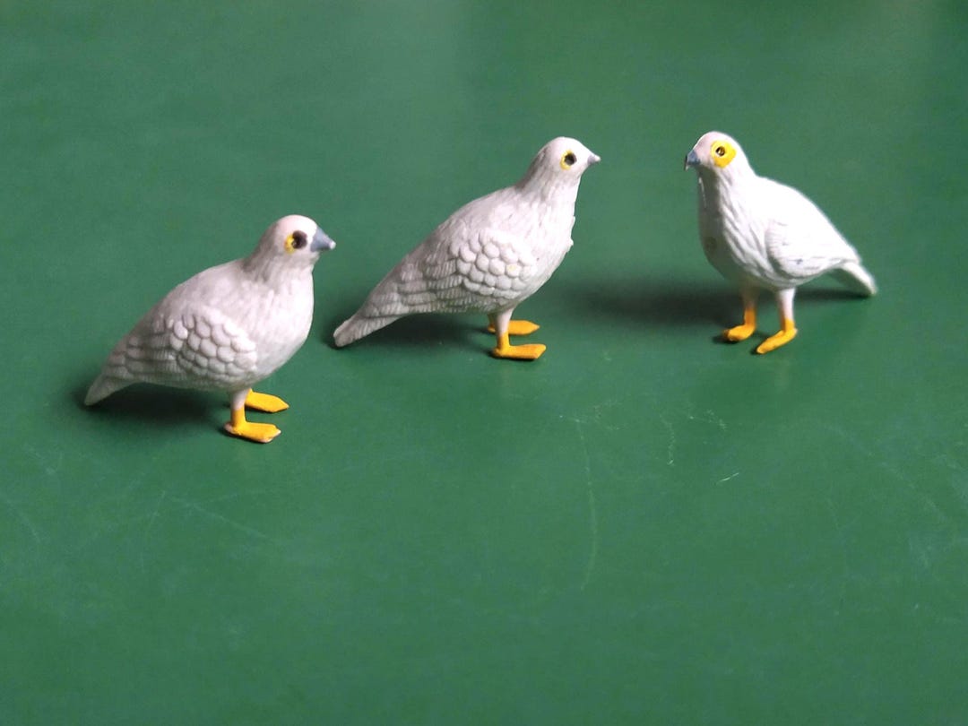 3pc Standing DOVE or PIGEON Vintage Plastic Miniatures / Mini Bird Lot ...