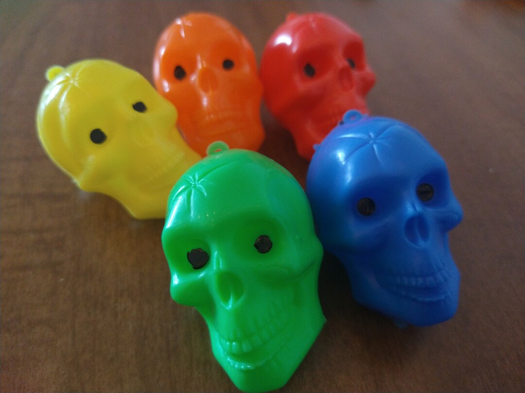 3pc Vintage Plastic Skull Containers / New Old Stock / Use as Party ...
