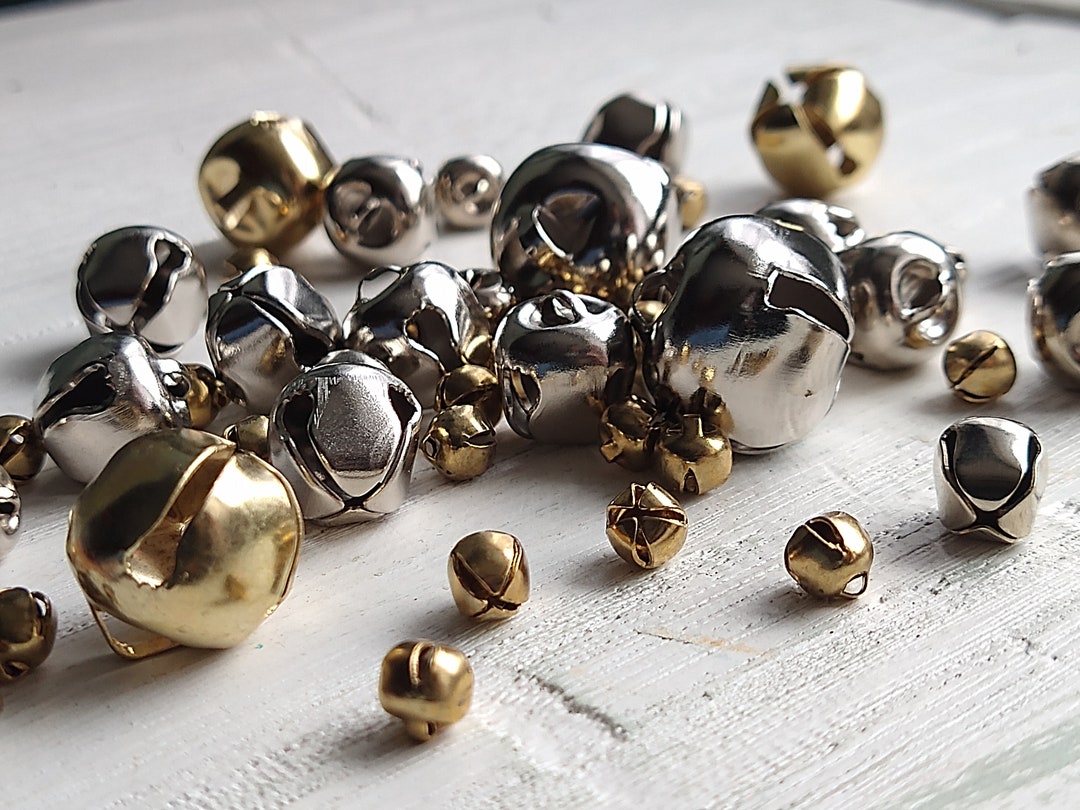 Assorted Vintage Jingle Bells 50+ Pieces in Silver and Gold / 5 ...