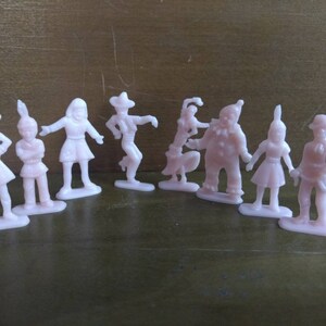 2pc SET Vintage Miniature Pink People Figures / Couples / - Etsy