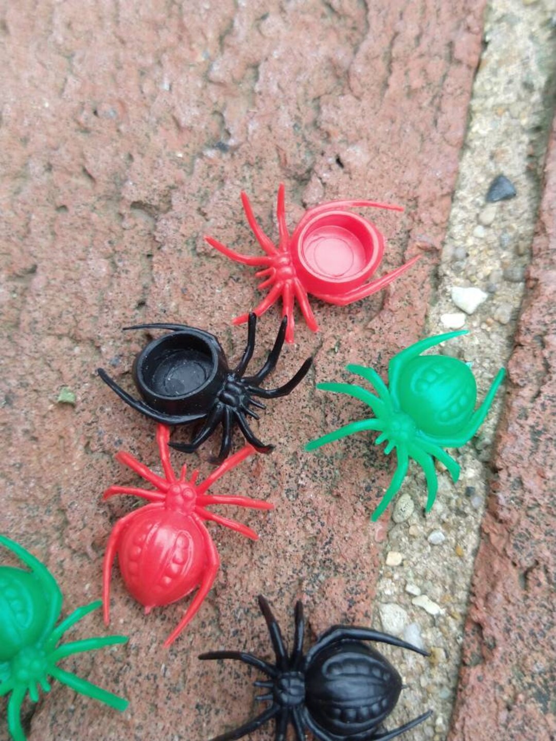 6pc TINY SPIDERS Red + Green + Black Vintage Plastic Miniatures / New ...