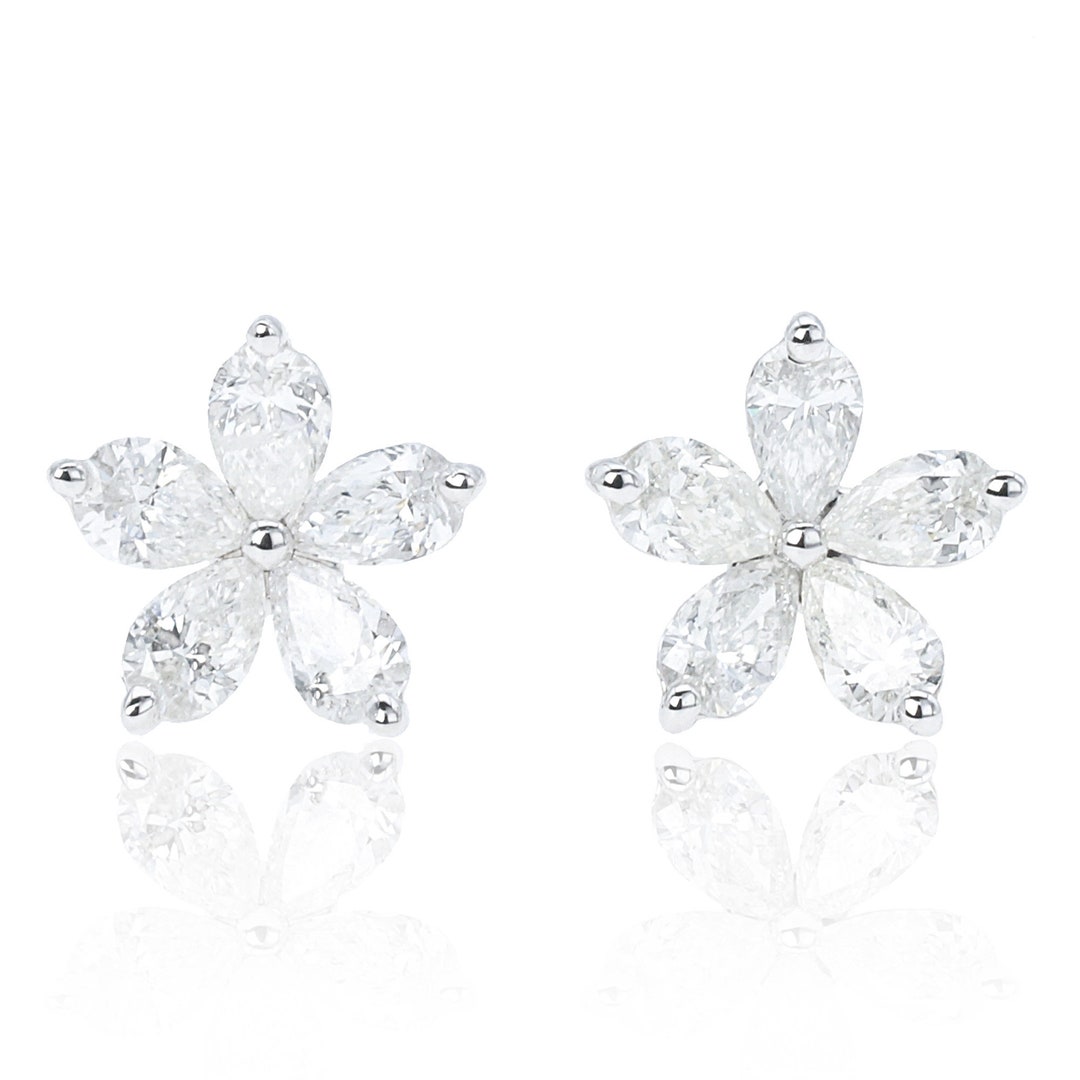 Pear Shaped Diamond Studs ,18K Gold 0.64 CTW Diamond Stud Earrings ...