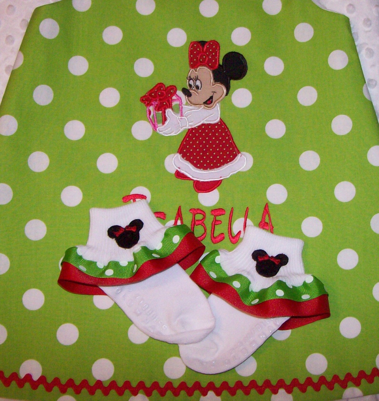 Minnie Mouse Applique Red and Green Dot Double Ruffle Ribbon Socks ...