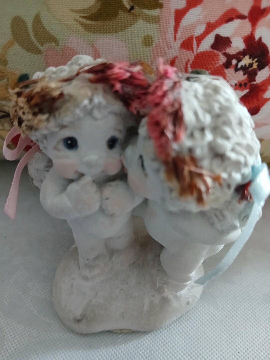 Dreamsicle Figure: "stolen Kiss" DC162, Two Cherubswith Wreath ...