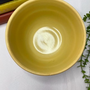 Vintage Yellow Ware Over and Back Yellow Striped Mixing Bowl, 6 Yellow ...