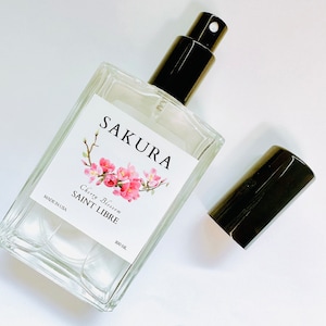 Japanese Cherry Blossom Perfume - Sakura Flowers Fresh Fragrance Scent ...