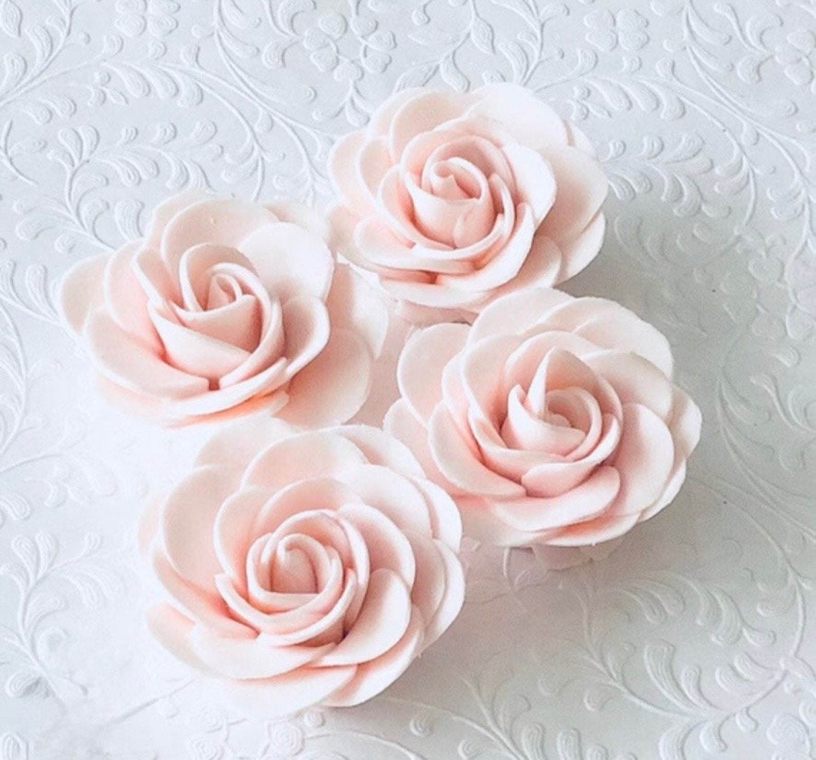 6 Gum Paste Roses, Edible Wedding Cake Toppers - Etsy