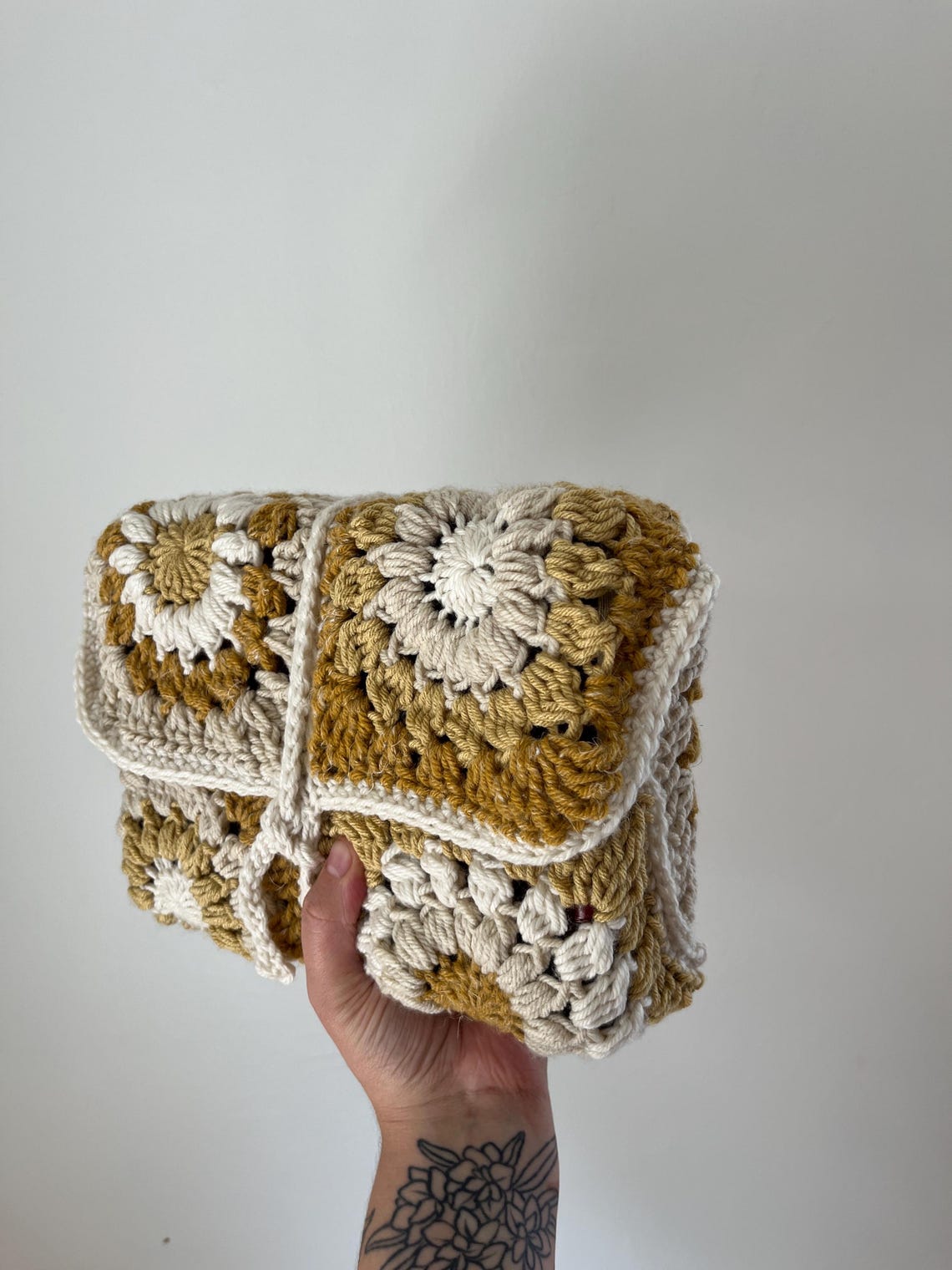 Crochet Sunburst Granny Square Bible & Book Sleeve - Etsy