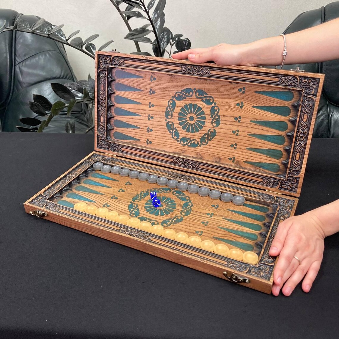 Wood&blue Epoxy Resin Backgammon Set, Stylized With Classic Design ...