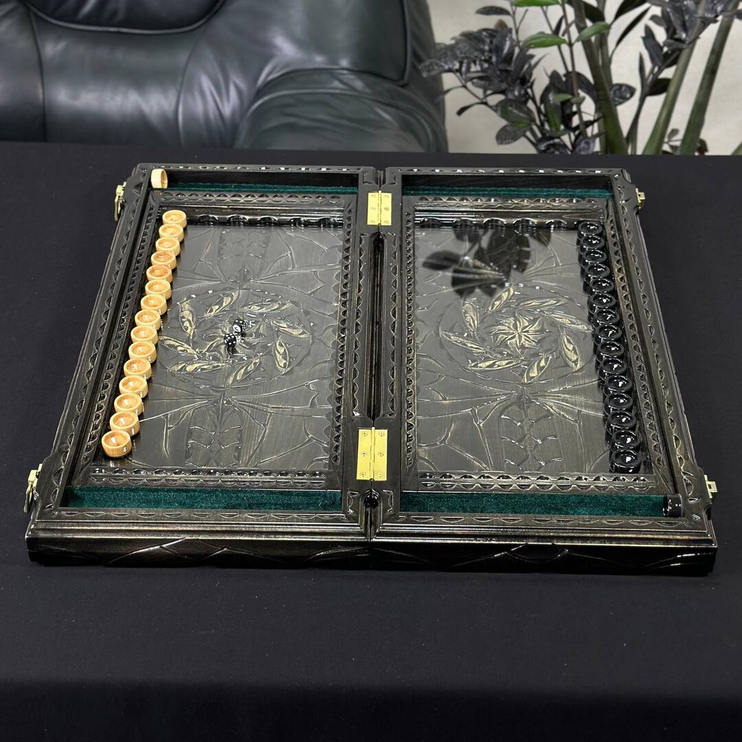 Hand-carved Glass & Wood Backgammon Set, No Analogues in the World Game ...