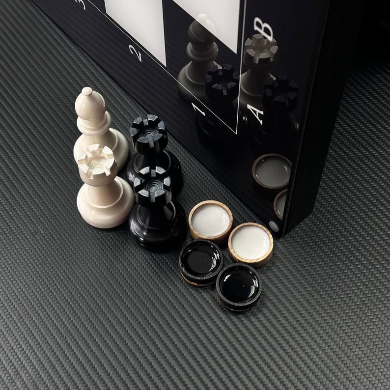 Glass & Wood Chess and Backgammon Set, Epoxy Resin Chips, Gift Idea ...