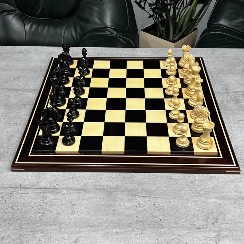 Elite Oak Chess Set – Weighted Wooden Chess Pieces – FIDE Tournament ...