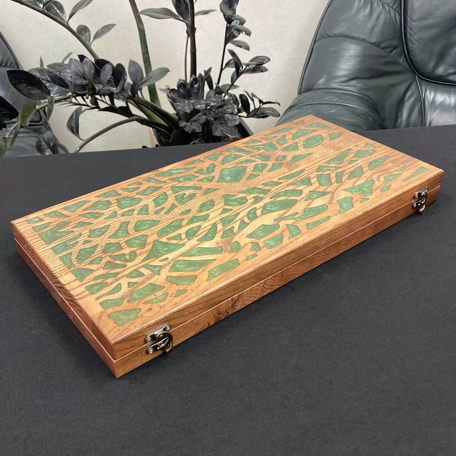Wood&green Epoxy Resin Backgammon Set, Stylized With Classic Design ...