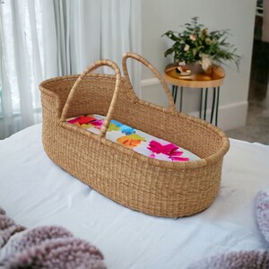Moses basket - Etsy