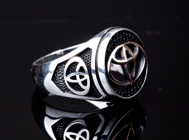 Toyota Logo Luxury Silver Men's Ring Passion for Speed, Car Lover Ring ...
