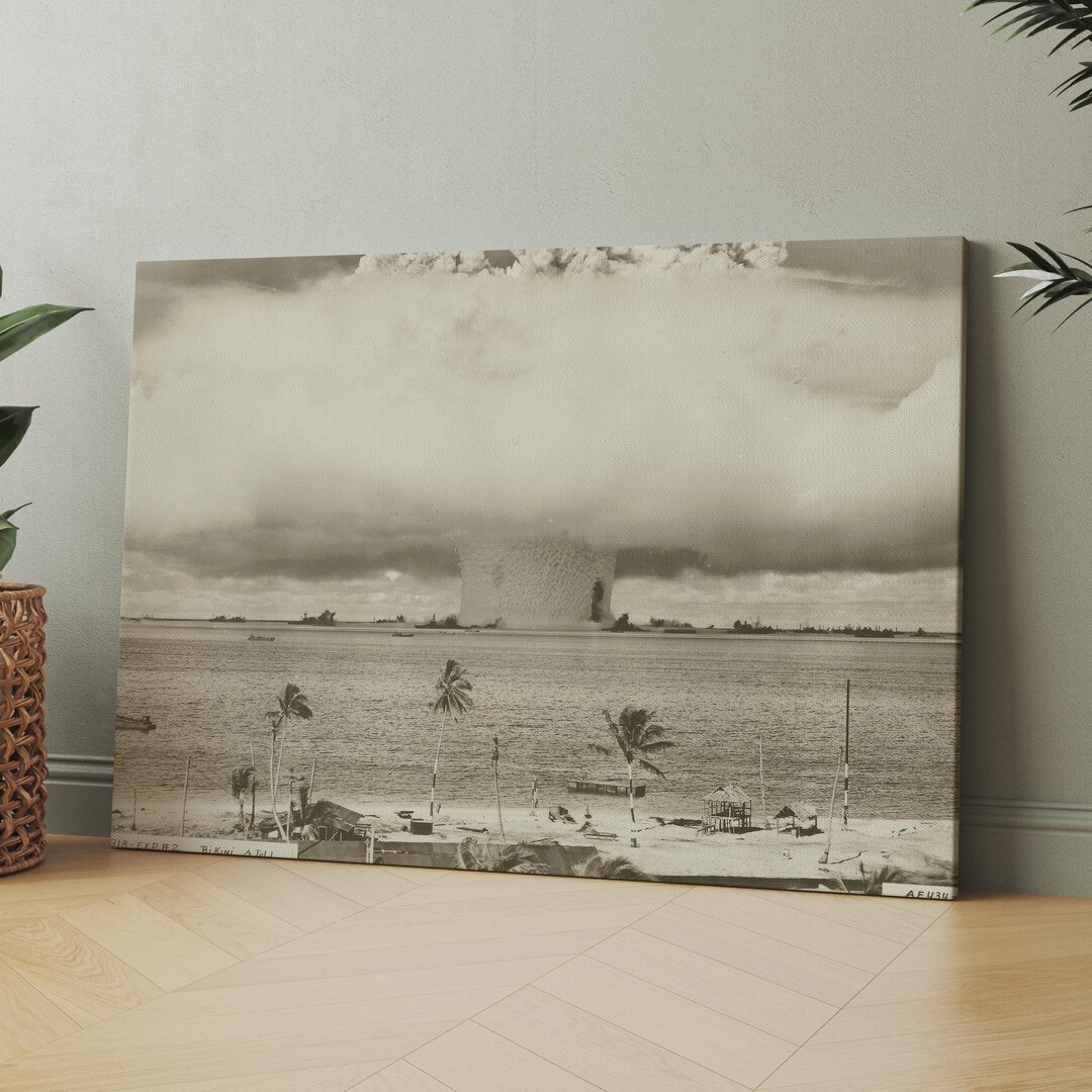 The "baker" Explosion of Operation Crossroads at Bikini Atoll | Canvas ...