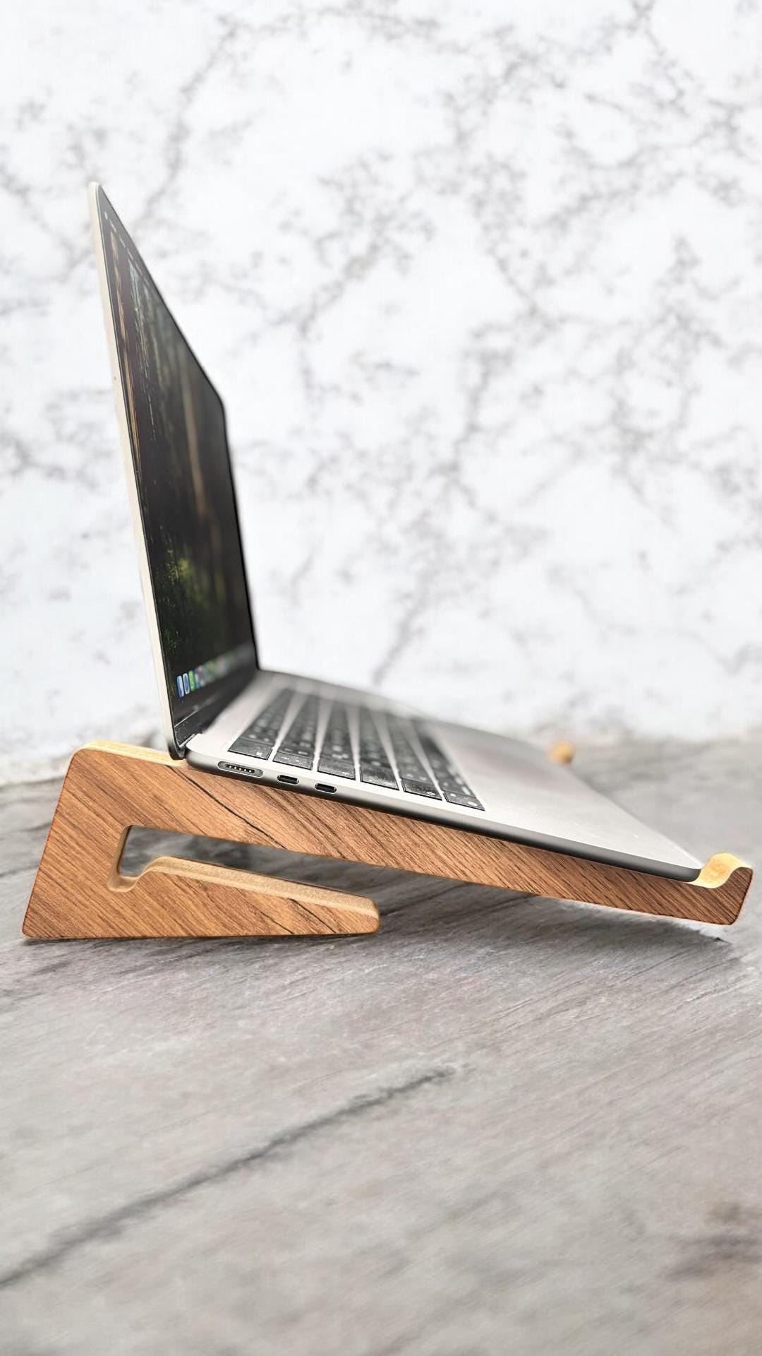 Wooden Laptop Riser, Mac Book Pro Stand, Ergonomic Laptop Stand, Laptop ...