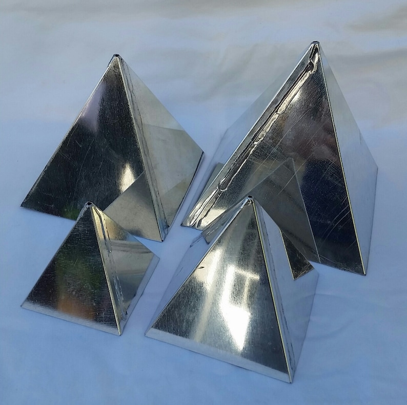 Pyramid Mold 4in X 4in - NO WICK HOLE - Etsy
