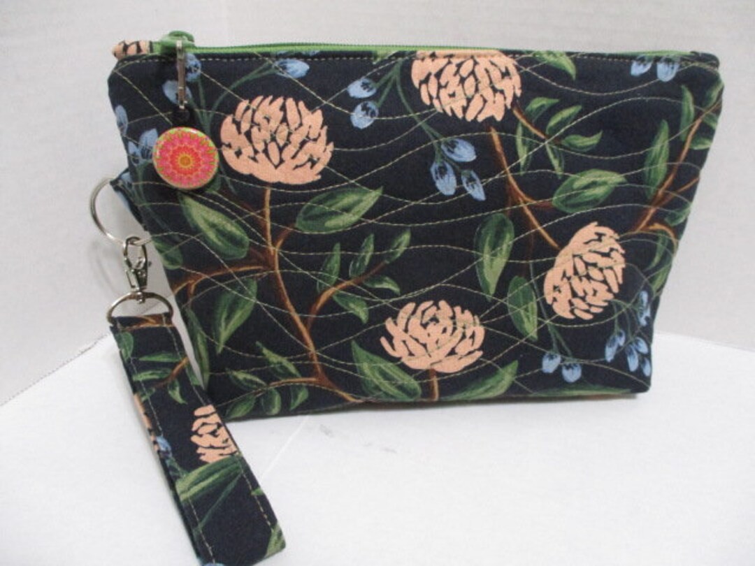 Wildwood Linen Peach Peonies Quilted Wristlet - Etsy
