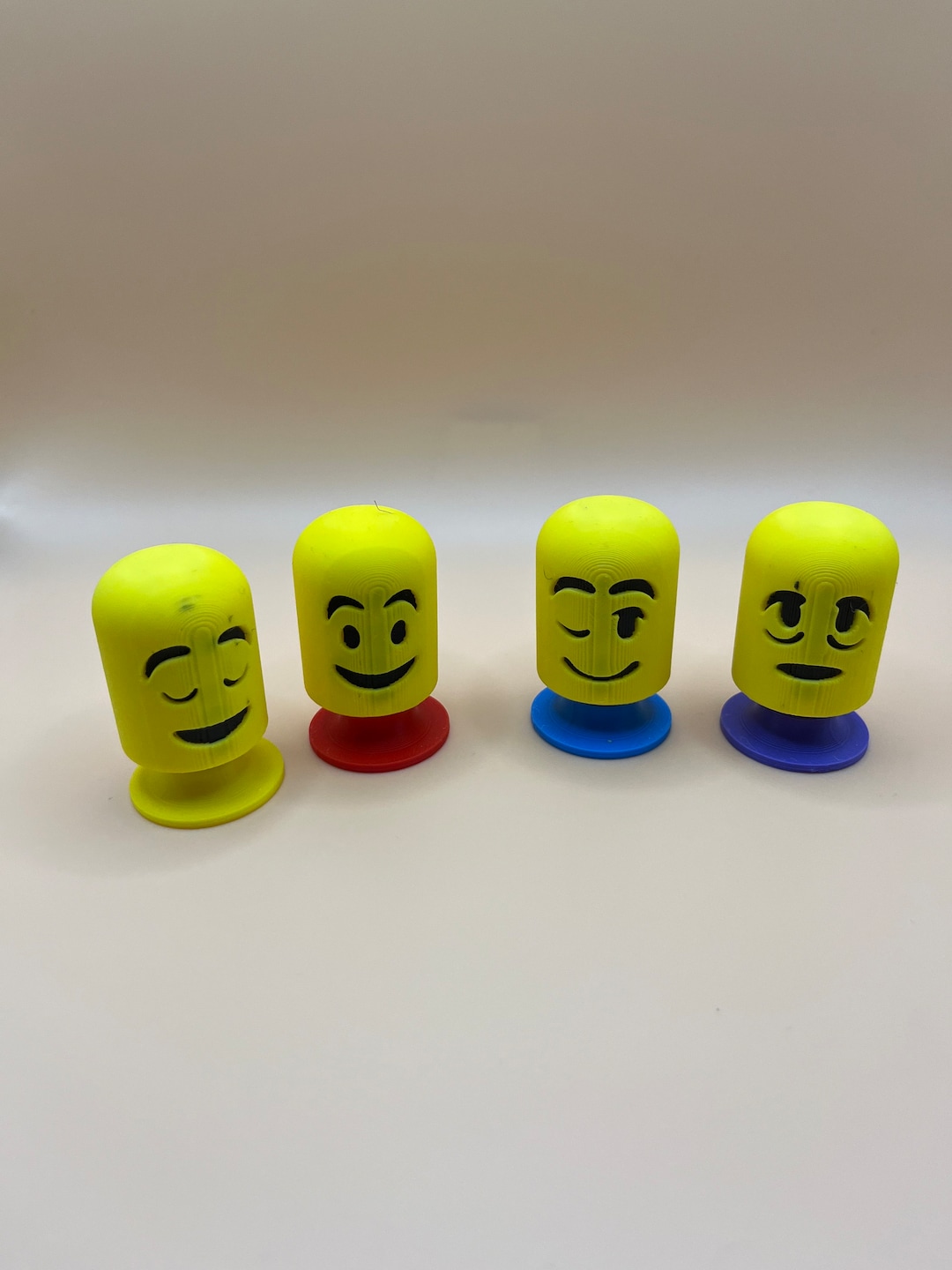 Emoji Bobblehead | Spring Mount | Different Face Expressions | Angry ...