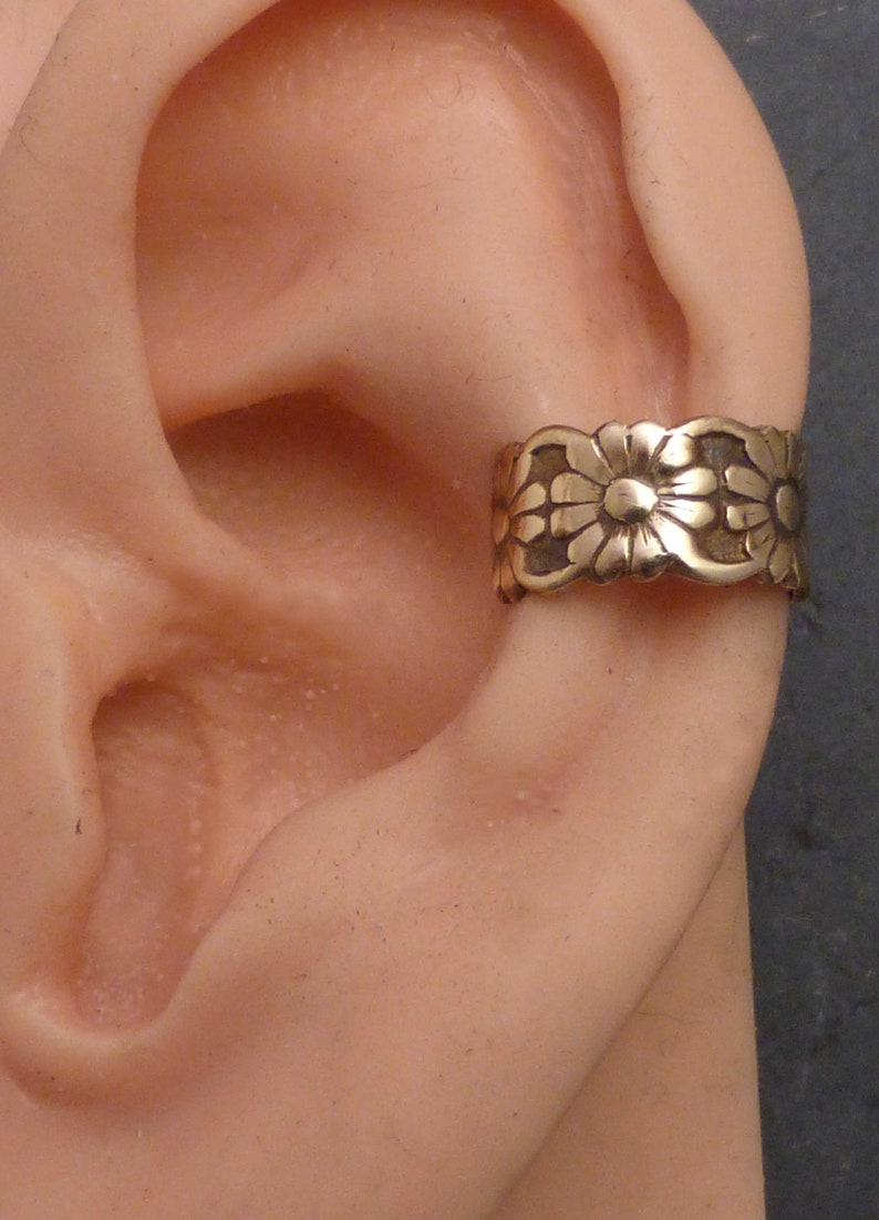 DAISY CHAIN EARCUFF Golden Brass Flower Ear Cuff Band | Etsy