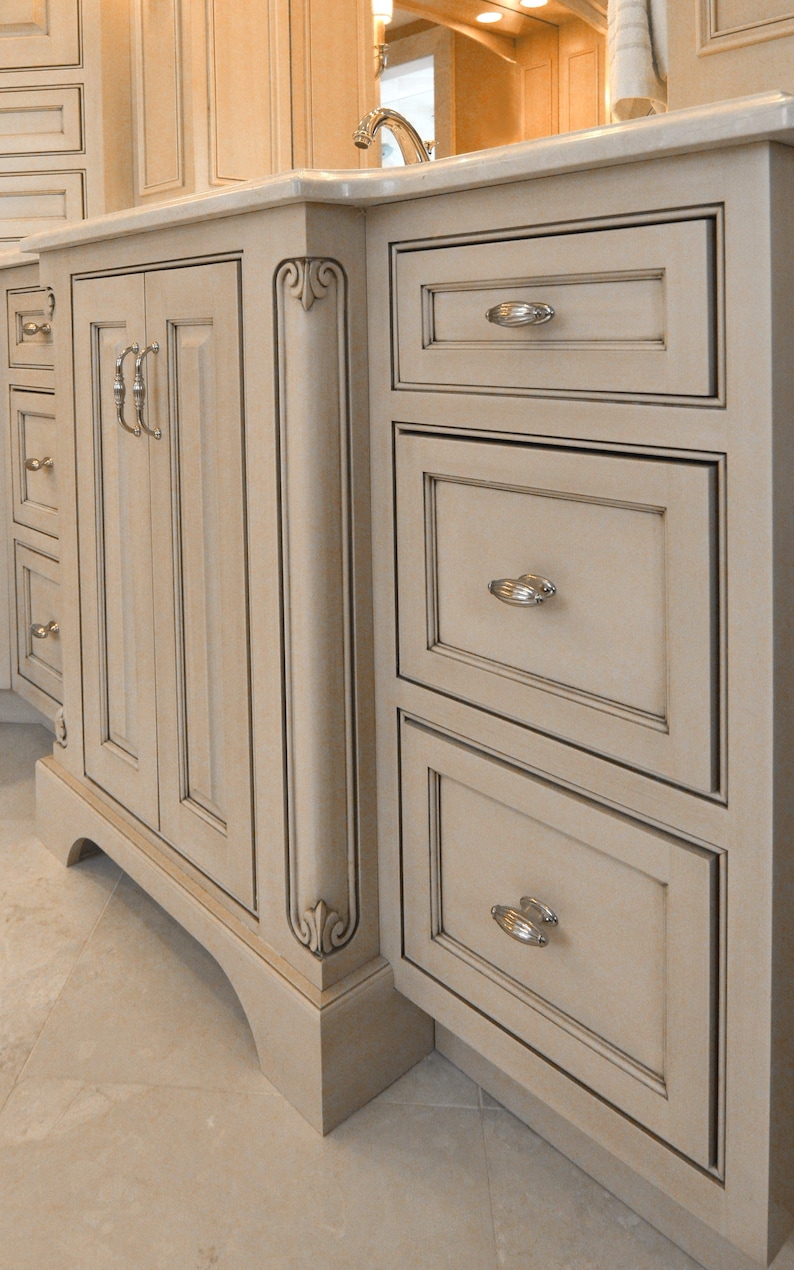 Solid Wood Decorative Acanthus Corner Post. Hand Carved Corner Column ...