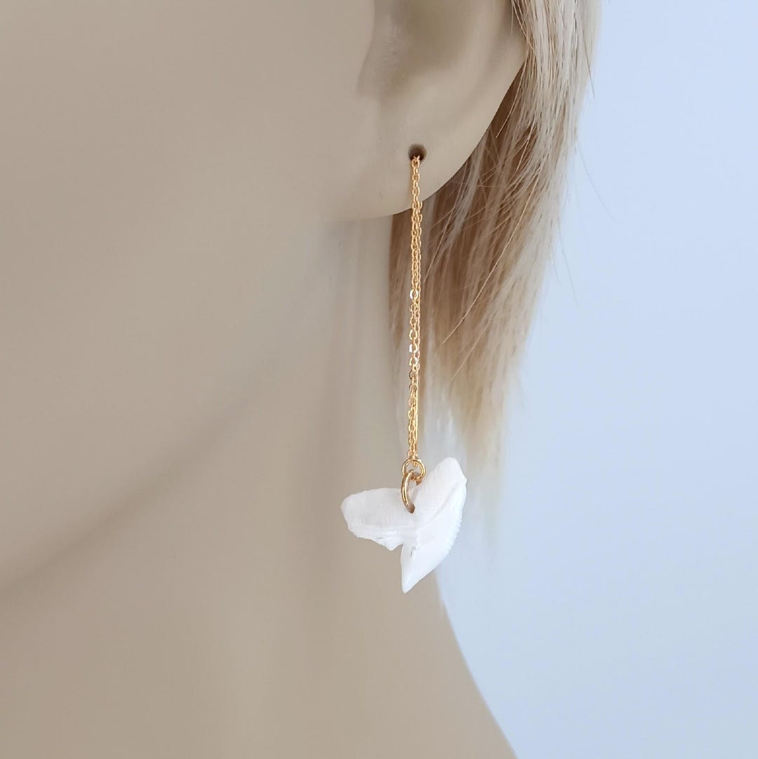 SHARKS TEETH Ear Threads Threader Earrings Gold Pair 3-7/8
