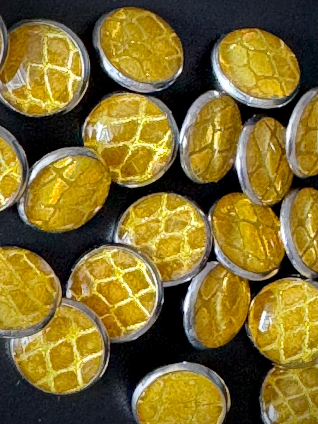 Small Round Buttons - Gold Snakeskin - Year of the Snake - 12mm ...