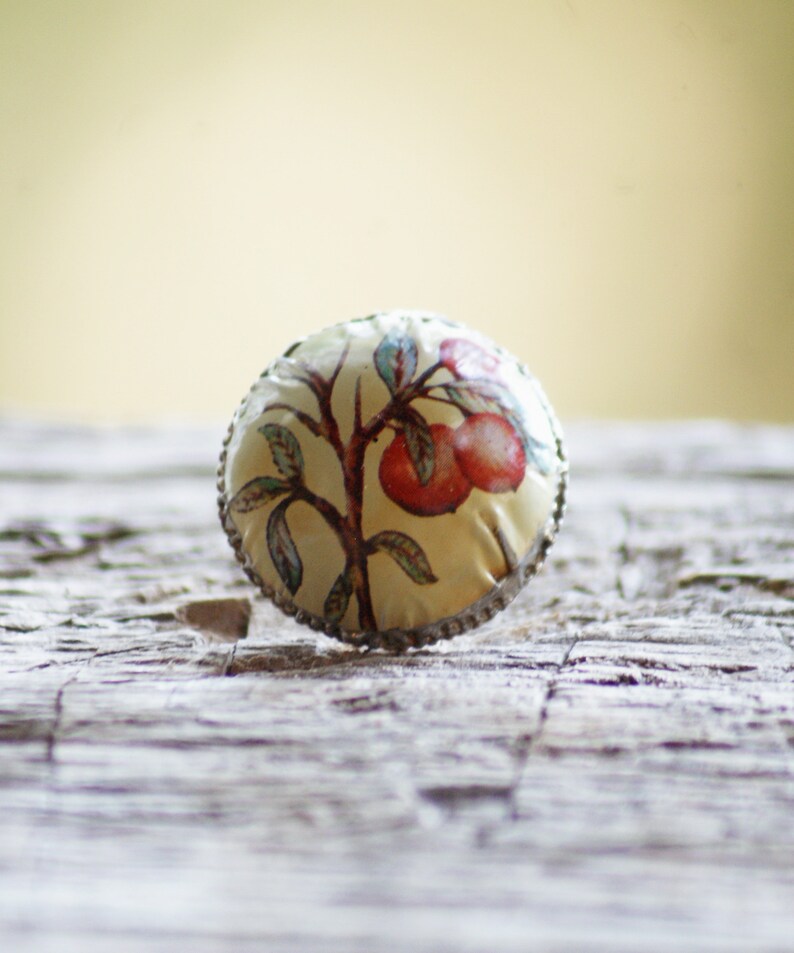 Vintage Tin Ring Soldered Hammered Domed Leaves and Berries - Etsy