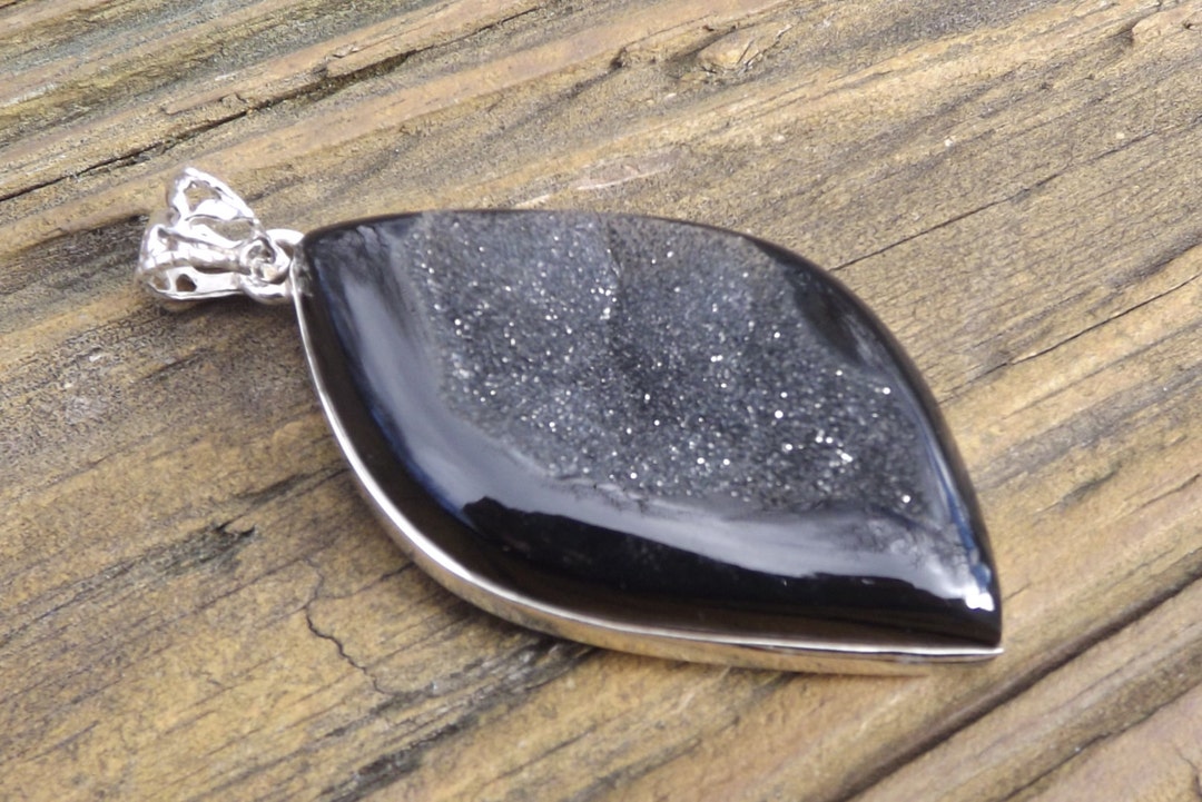 Seltener schwarzer Onyx Druzy Edelstein Anhänger, Glücksbringer Onyx ...