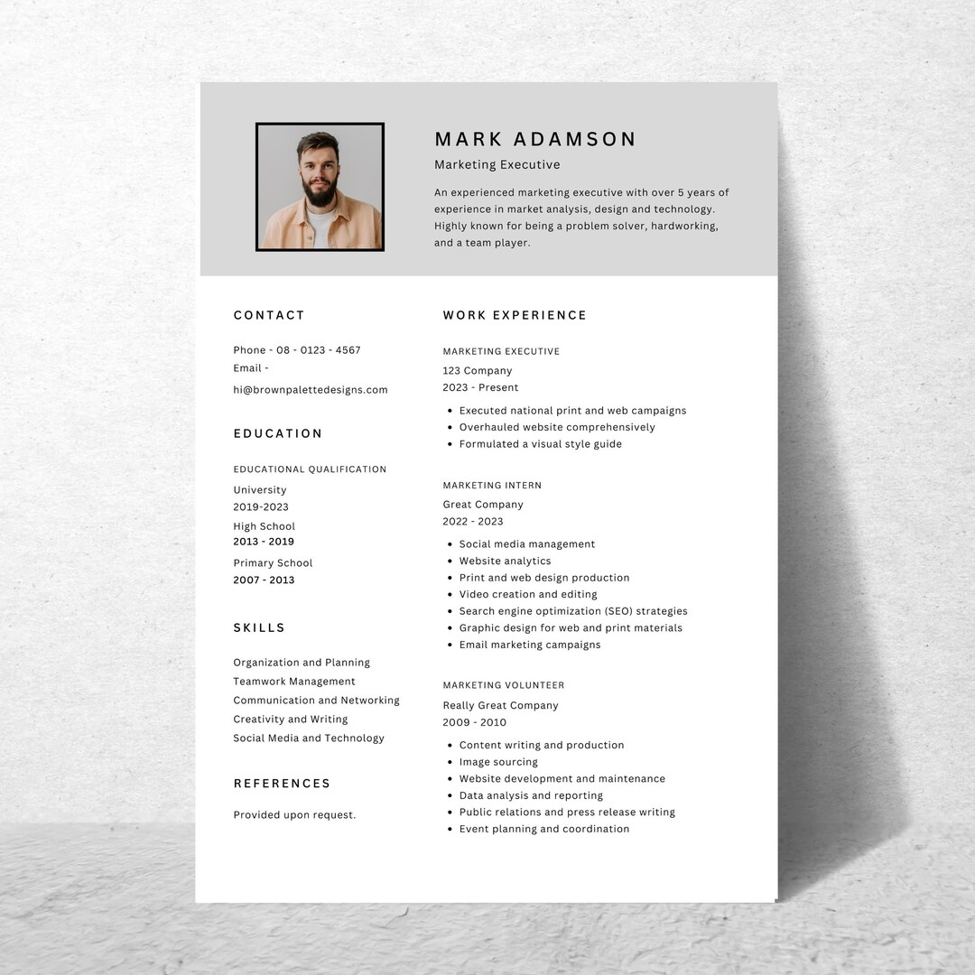 Professional CV With Picture Template, Sleek Digital Resume Layout ...