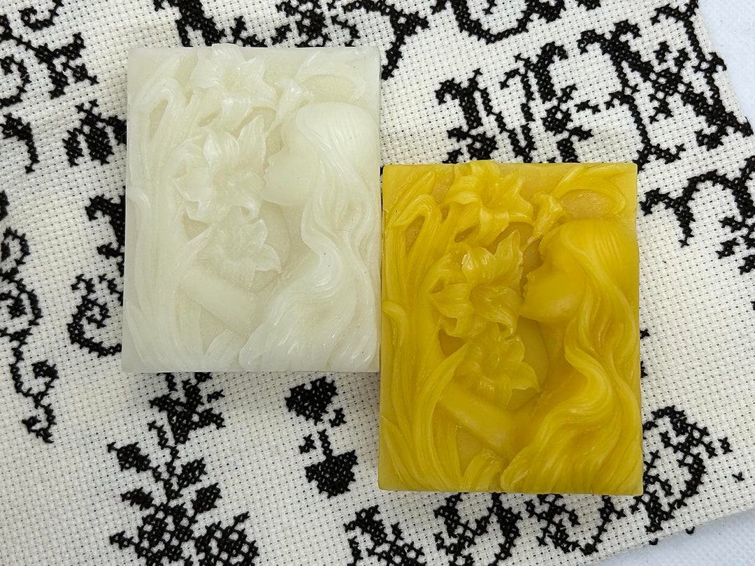 GIRL With LILY WAXER, Thread Waxer, Floss Waxer, Cross Stitch ...