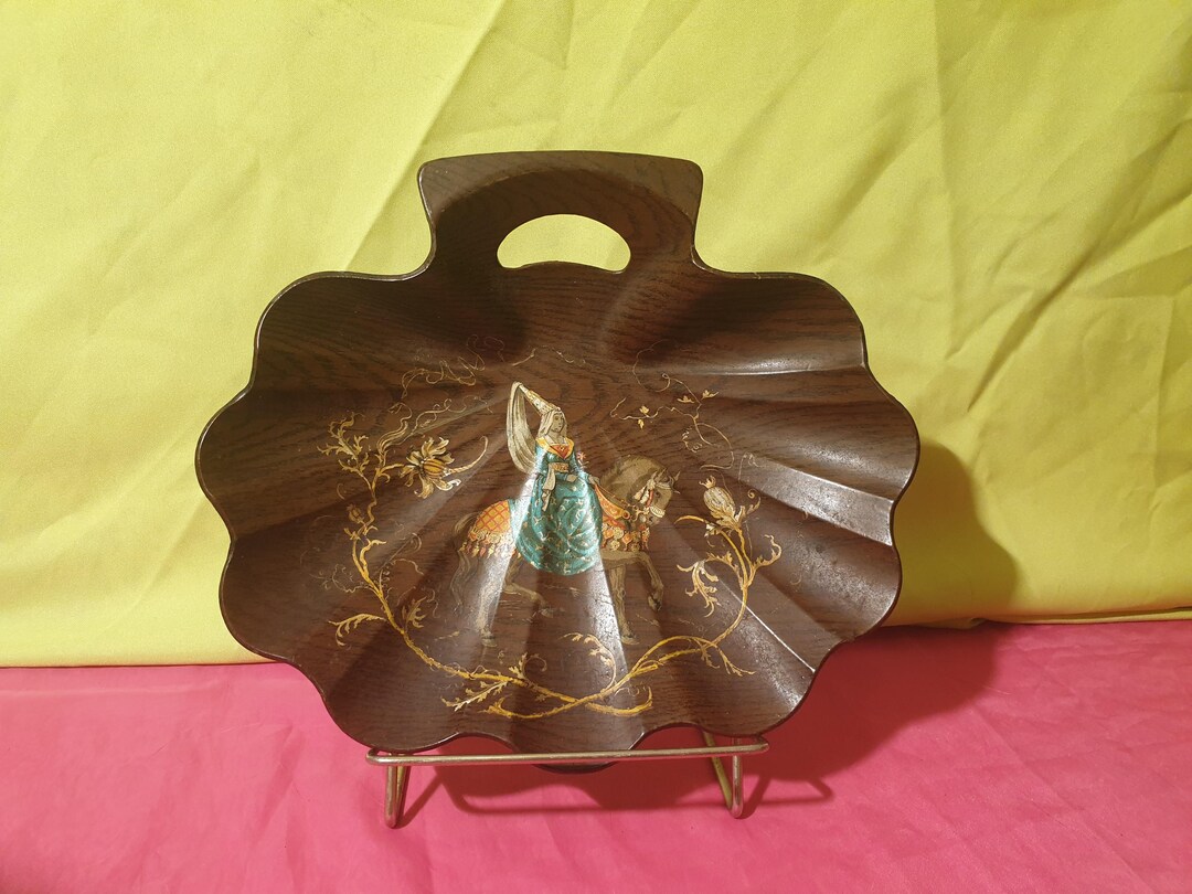 Shell Cut Cardboard Boiled Paper Mache Napoleon III Princess on ...