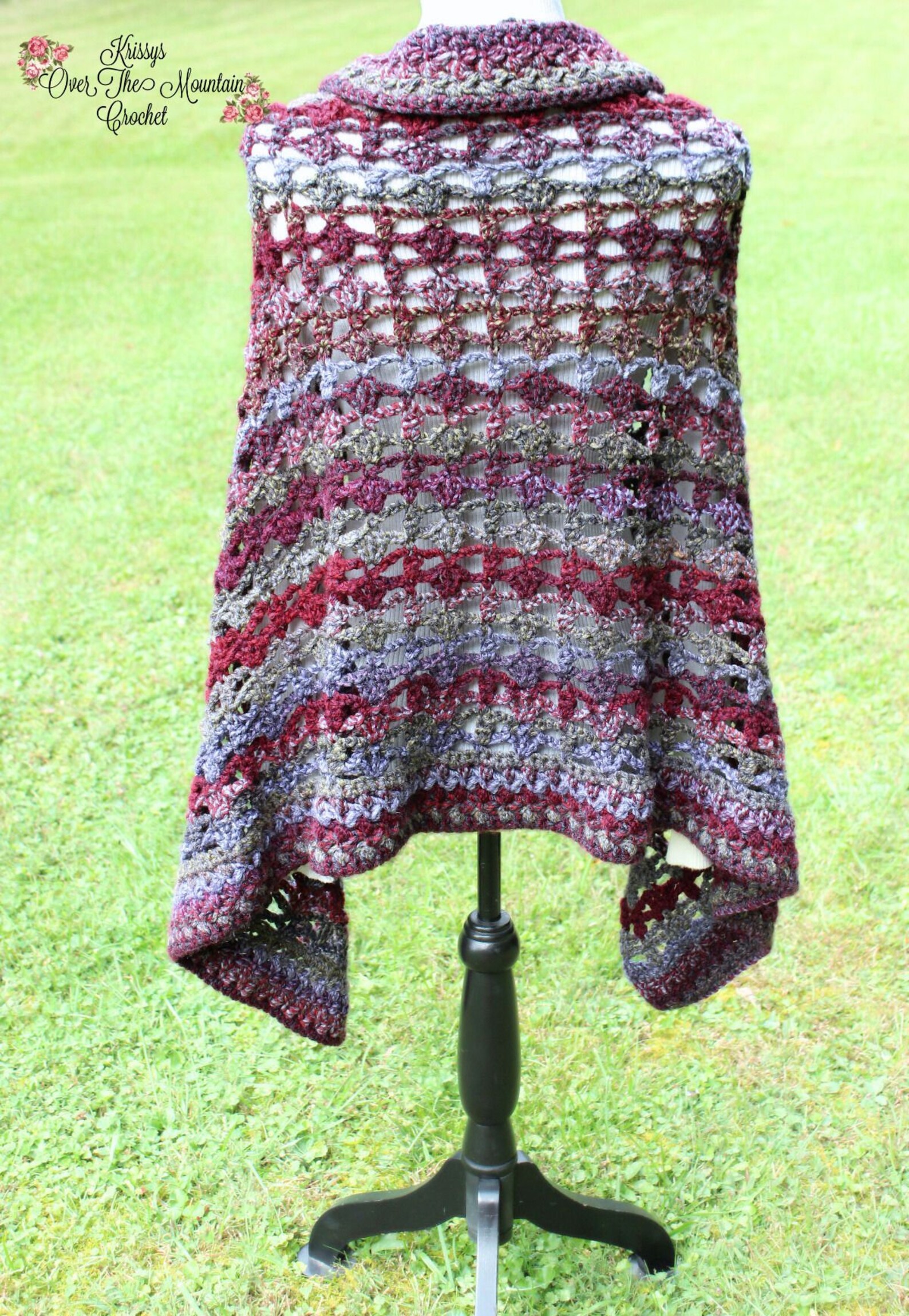 Chunky Yarn Crochet Poncho Pattern Effortless Elegance for Fall Easy to ...