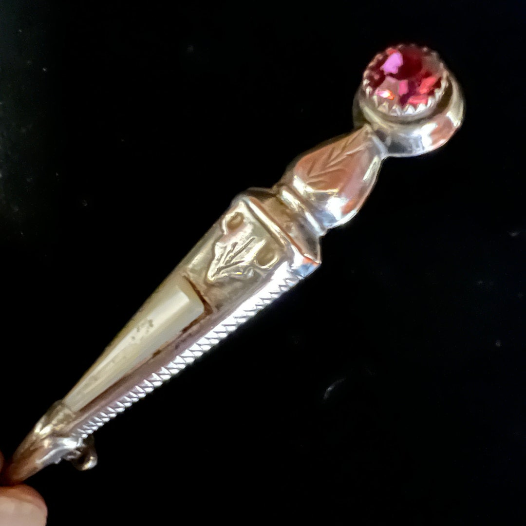 Sterling Silver Scottish Kilt Pin Dagger Sgian Dubh Chased Silver ...
