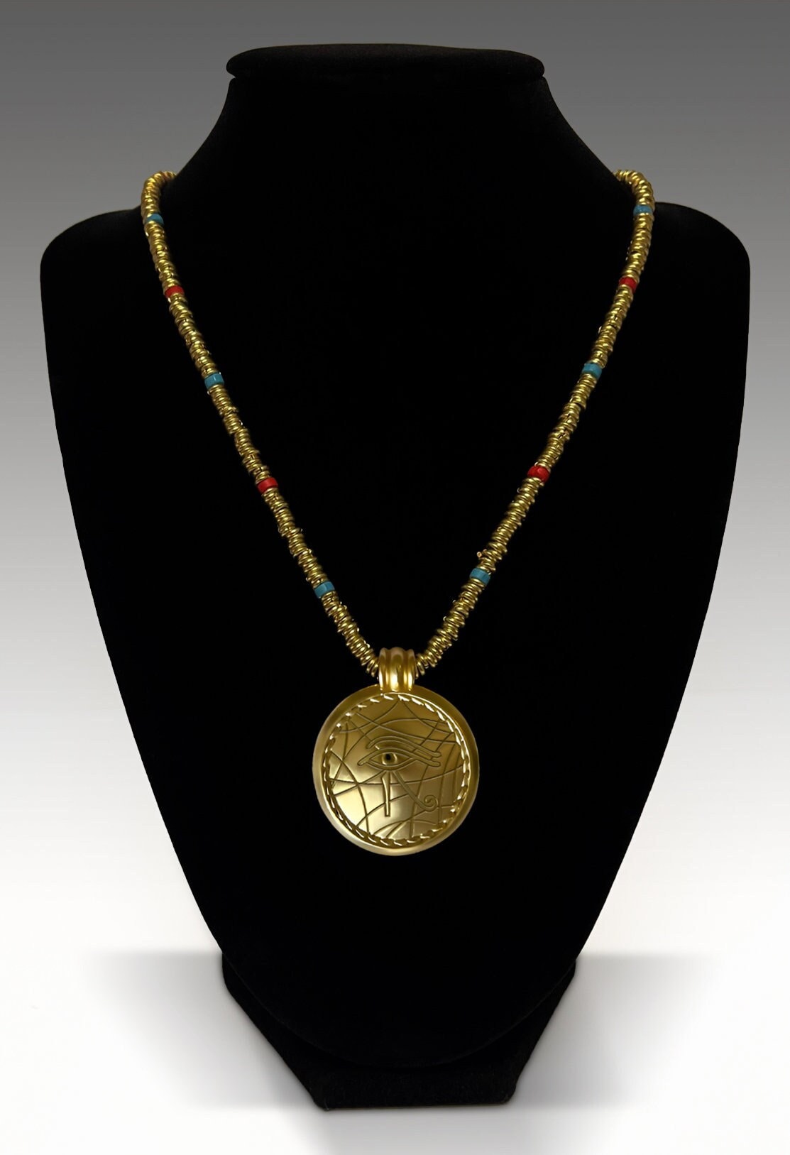 Eye of Ra Amulet / Pendant - Etsy