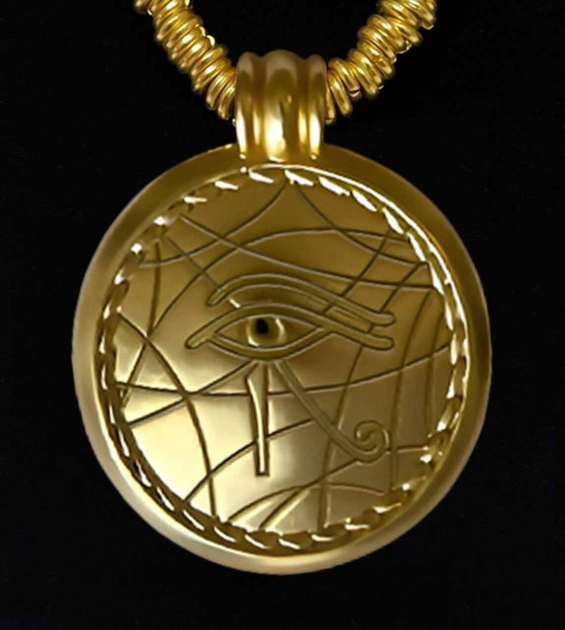Eye of Ra Amulet / Pendant - Etsy