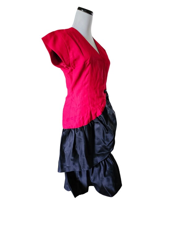 80s Soo by Soo Yung Lee red and black V neck dress . … - Gem
