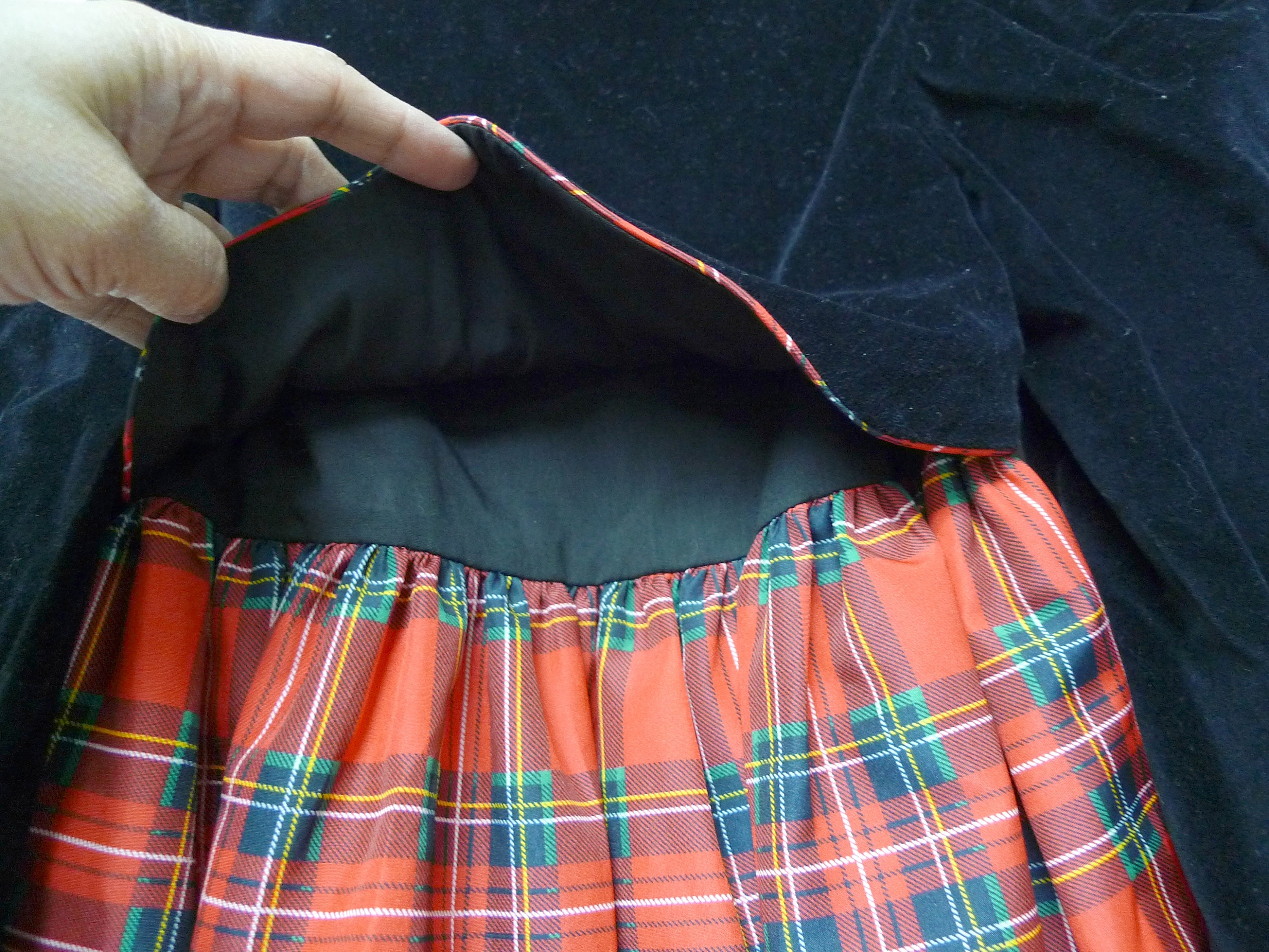 Ruth of Carolina . 80s Black & Red Dress . Girl's Size 6 . | Etsy