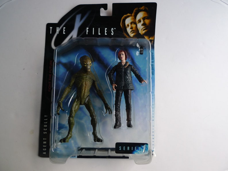 1998 the X Files Fight the Future Ultra Action Figures by - Etsy