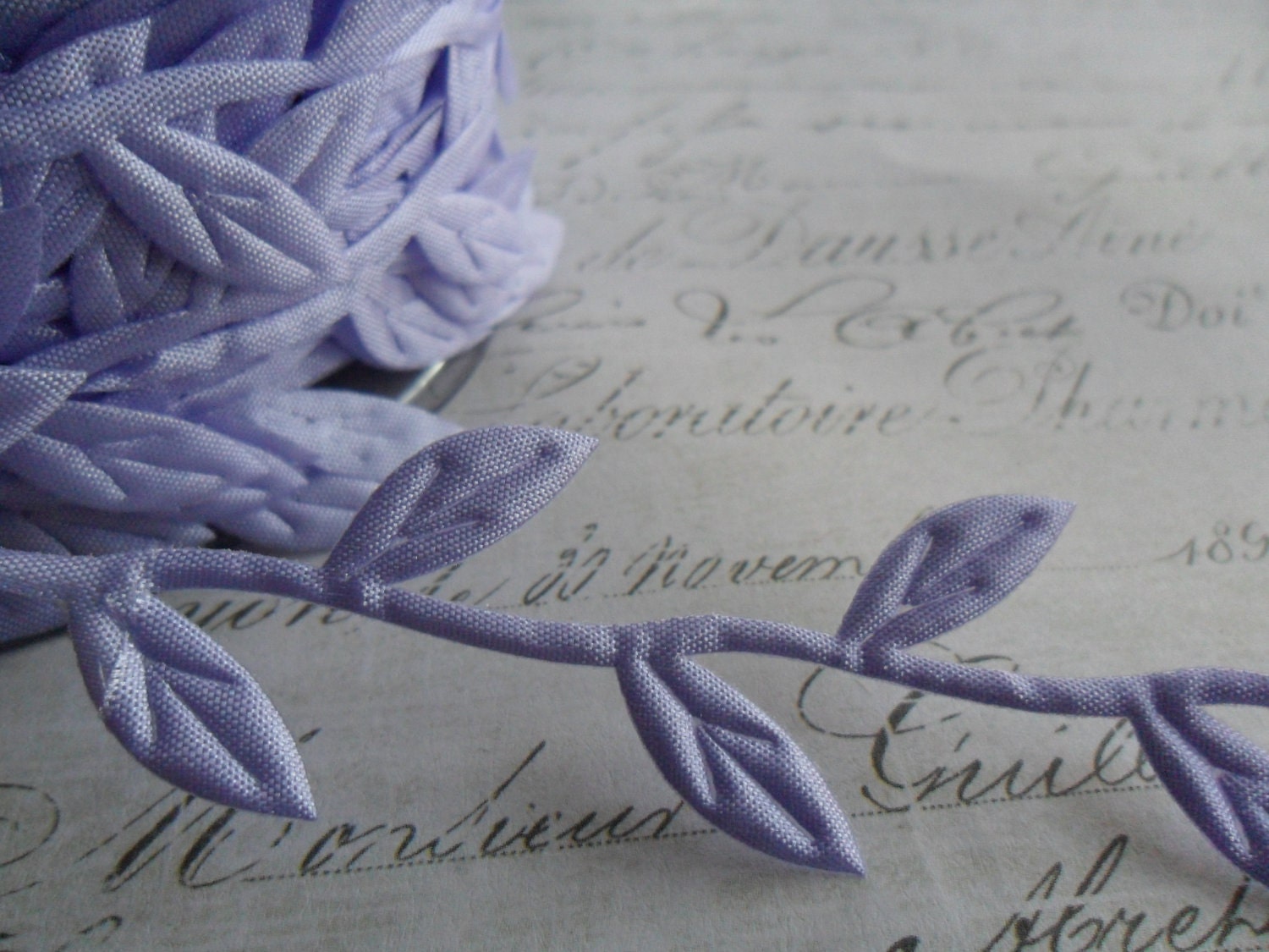 Lovely Lavender Ribbon of Leaves and Trailing Vine Trim - Etsy