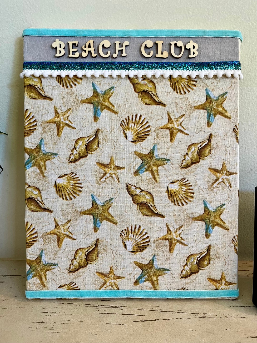 Seashell Pin Board, Pin Trading Theme Park Pin Trading, Magnetic, Wall ...