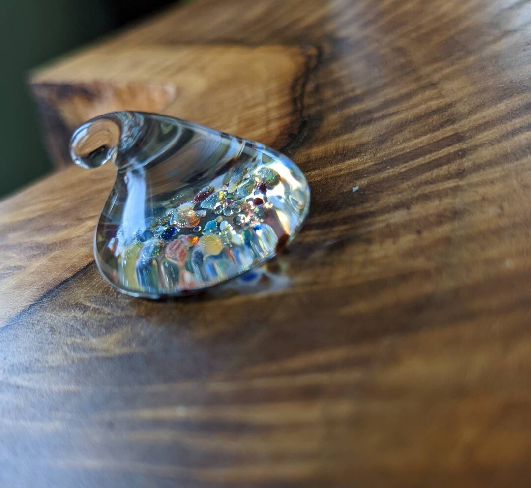 Flameworked Multi-colored Glass Kiss Hand Sculpted by Jenn Goodale - Etsy