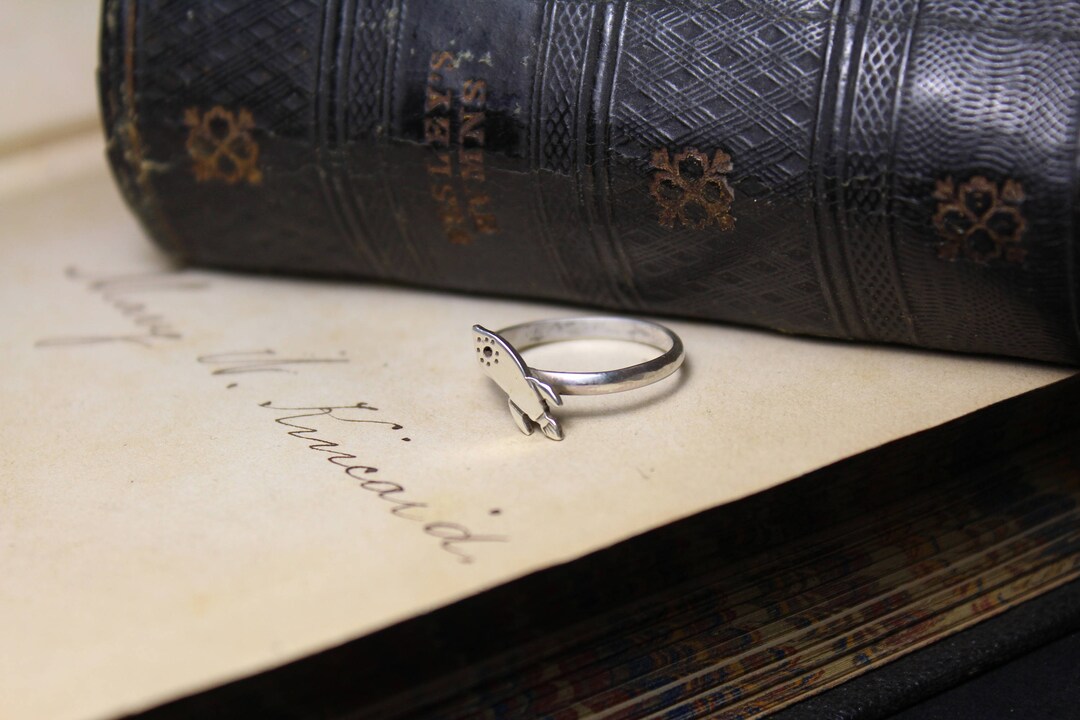 The Explorer Sterling Silver Rocket Ship Ring - Etsy
